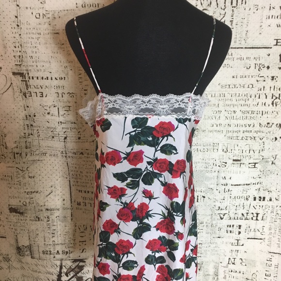 Beth Michaels | Intimates & Sleepwear | Beth Michaels Lace Roses Silky ...